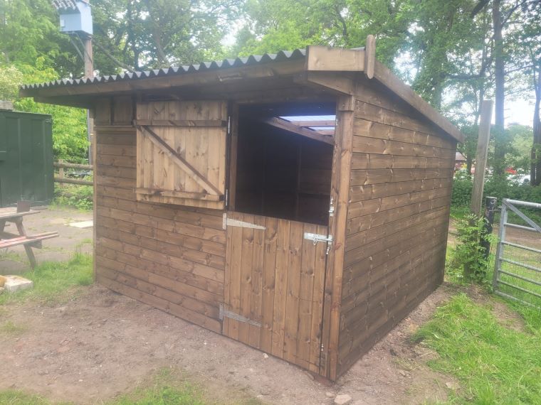 Single 10' x 10' Pony Stable - Smiths Sectional Buildings