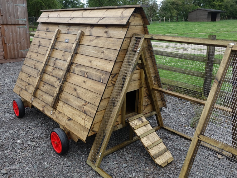 Ark Size D Chicken Coop 18 Hens - Smiths Sectional Buildings