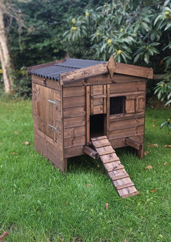 The Holt Hen House - Smiths Sectional Buildings